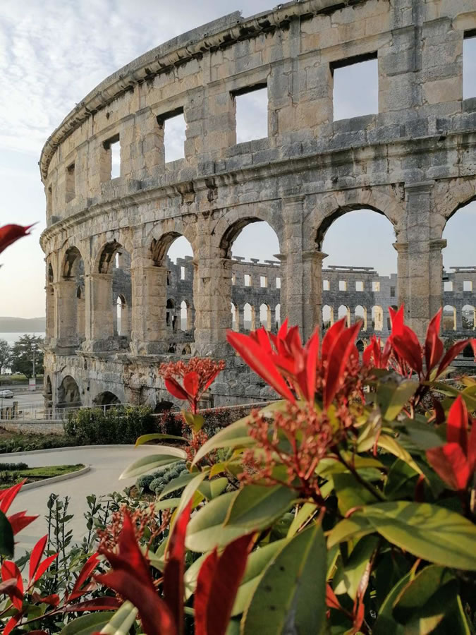 Upoznaj Pulu - Društvo turističkih vodiča Pula